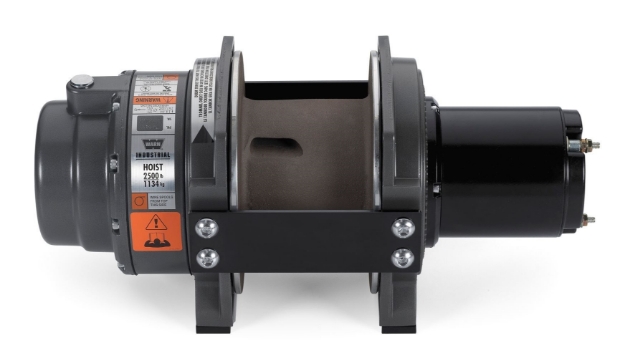 DC2500 12V Electric Hoist - 2,500 lb | WARN Industries | Go Prepared.