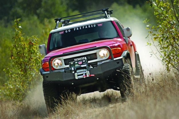 Rock Crawler Front Bumper for Toyota FJ Cruiser - 73040 | WARN ...