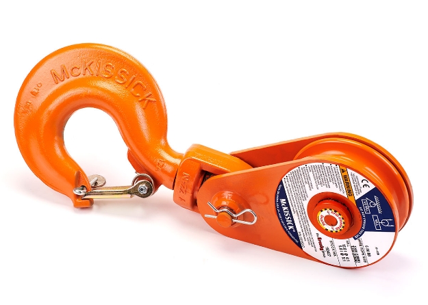 Industrial Snatch Block - 60,000 lb | WARN Industries | Go Prepared.